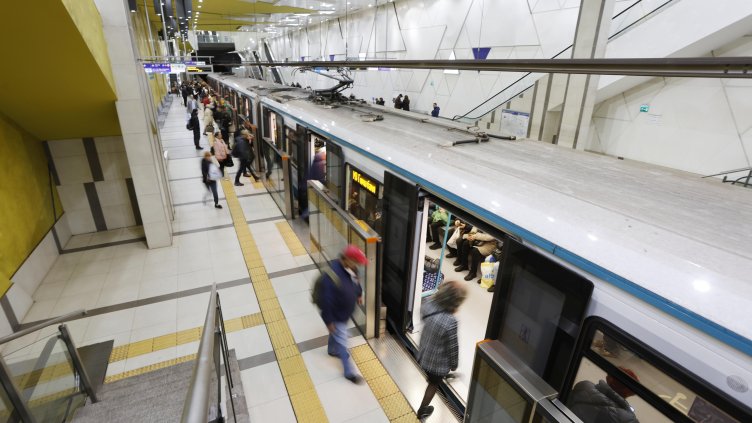 София отбелязва 28 години от пускането на първите мотриси в метрото - Новини от Dnes.bg
